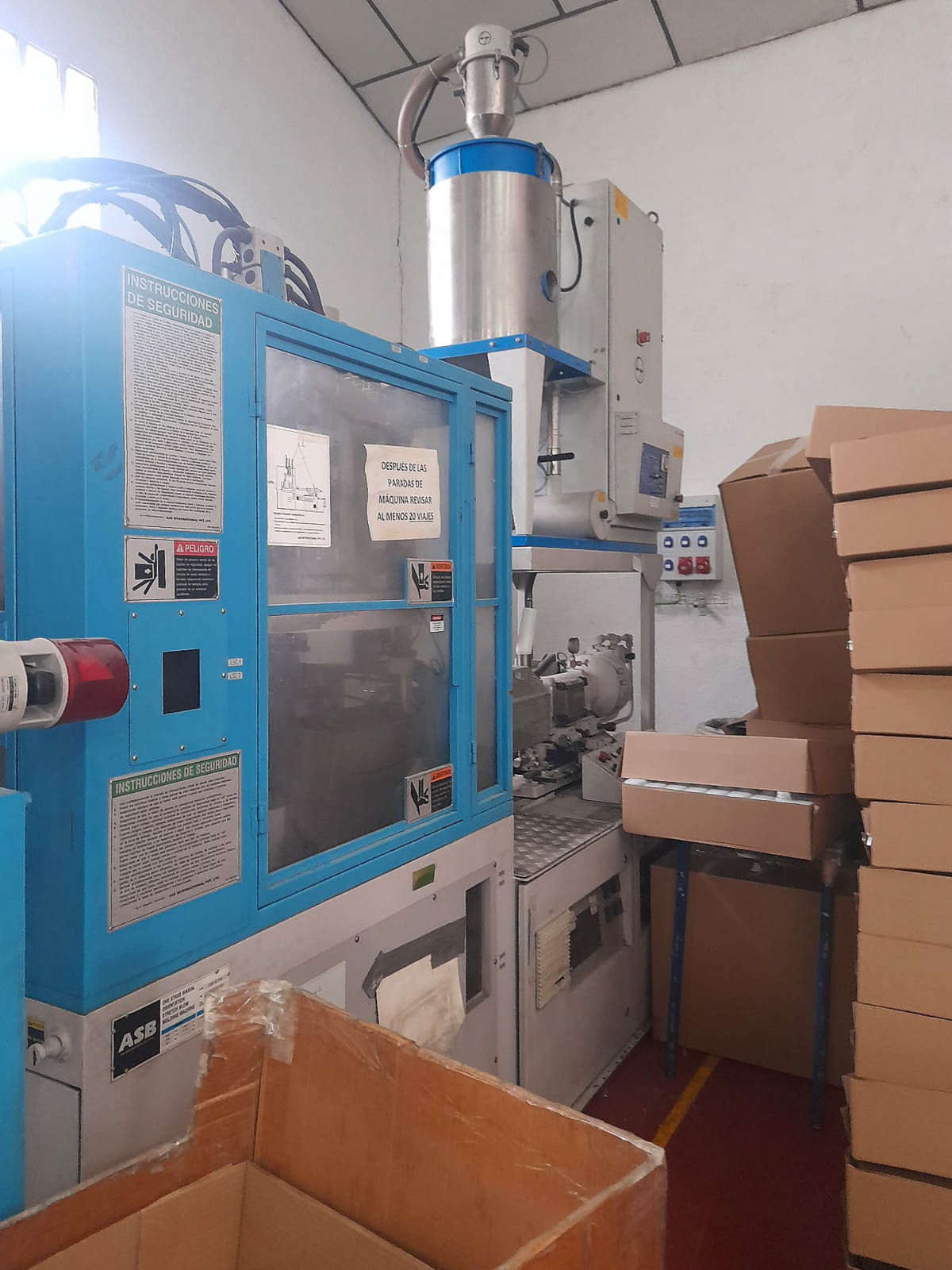 2009 NISSEI ASB ASB-50 MB PET Injection stretch blow molding machine ...